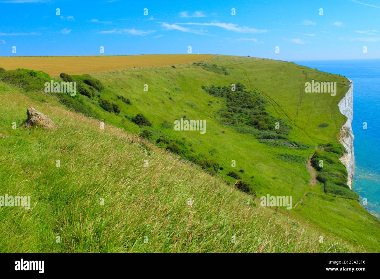 The White Cliffs of Dover, part of the North Downs formation, is the ...