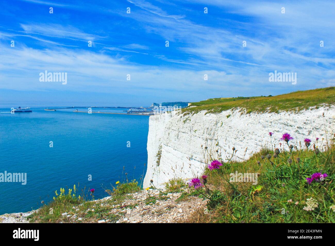The White Cliffs of Dover, part of the North Downs formation, is the ...