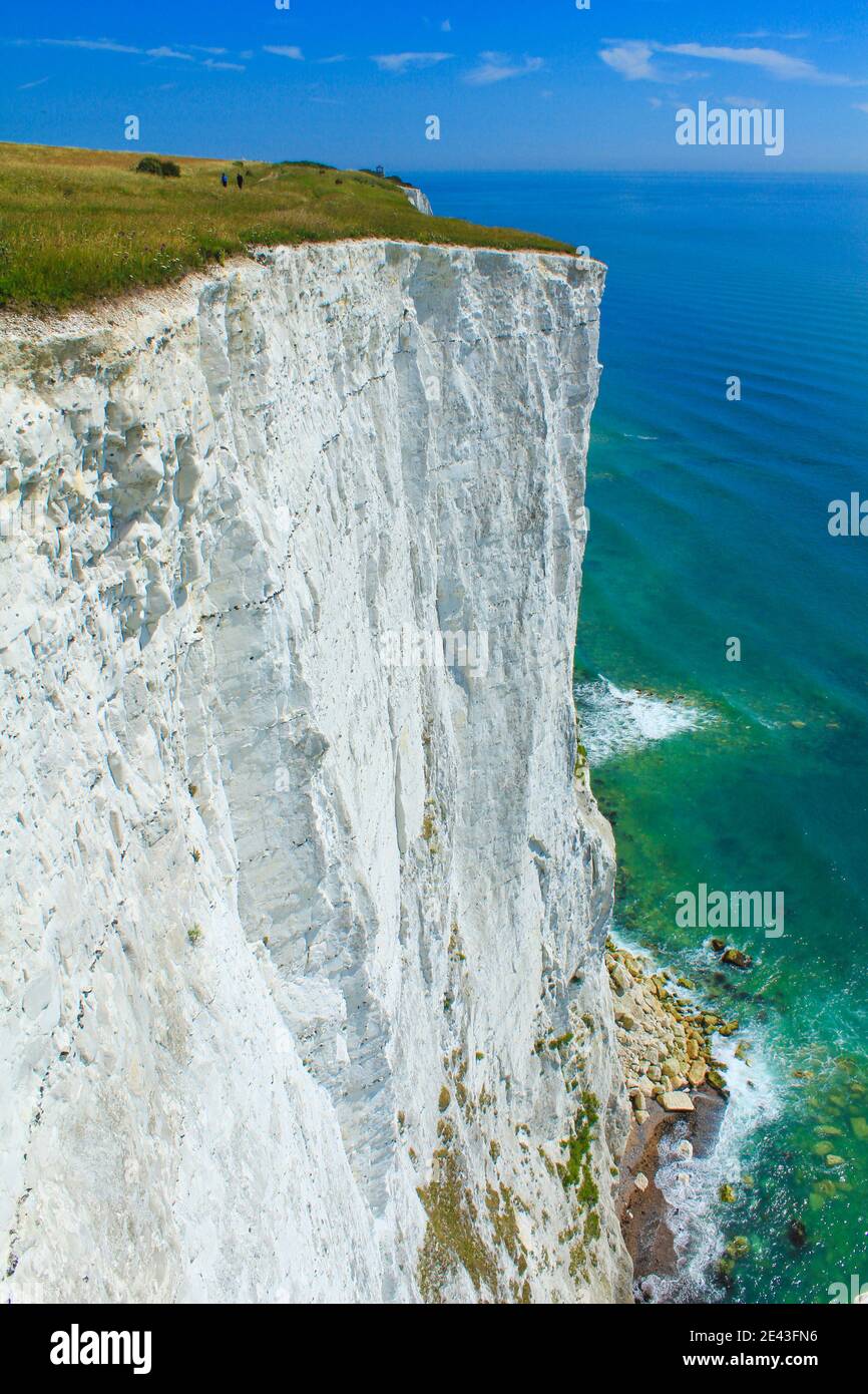 The White Cliffs of Dover, part of the North Downs formation, is the ...