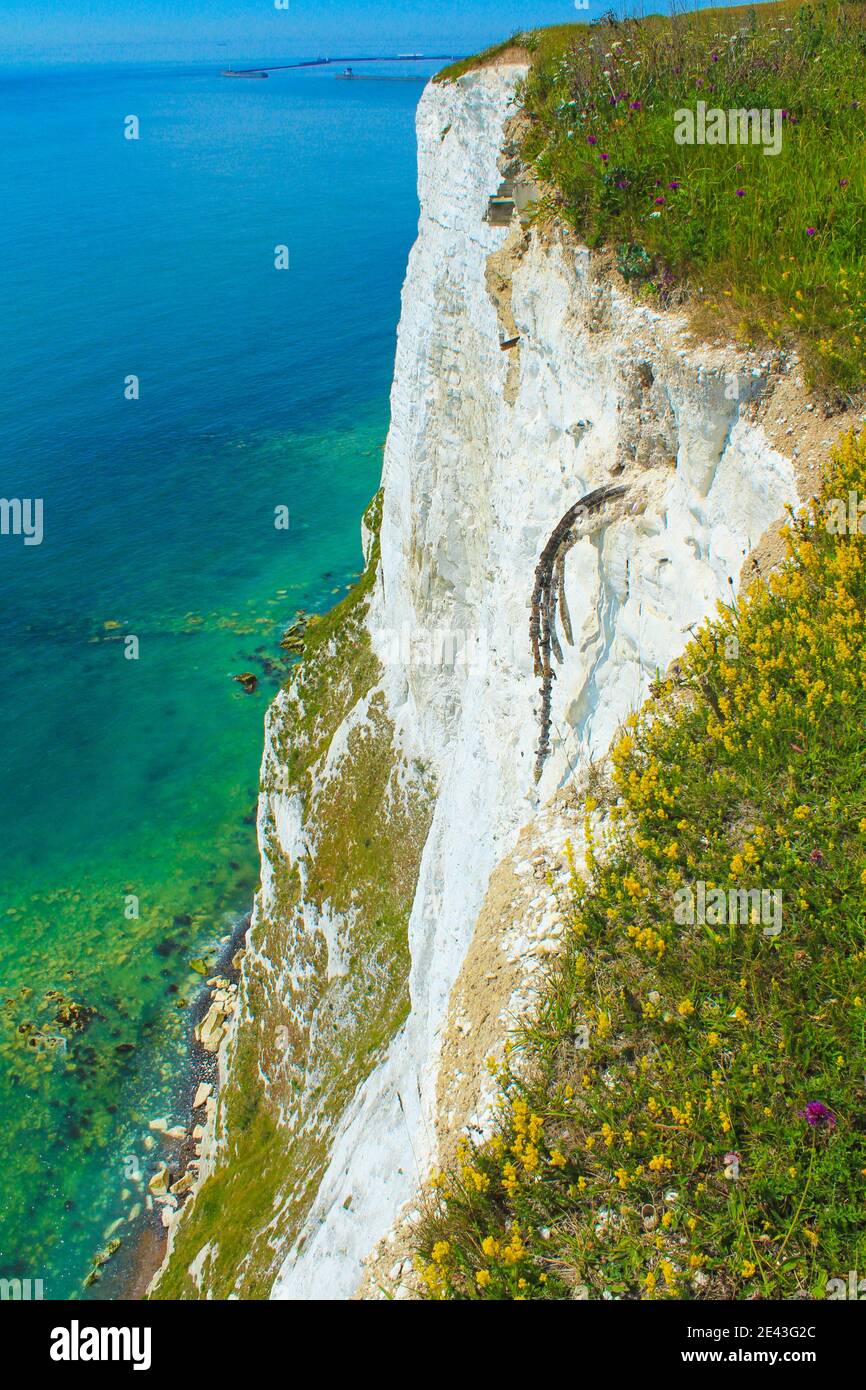 The White Cliffs of Dover, part of the North Downs formation, is the ...