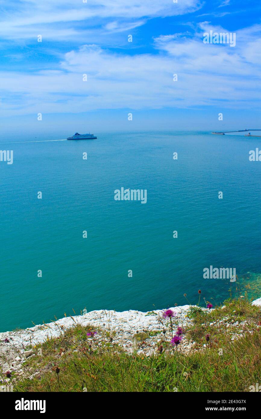 The White Cliffs of Dover, part of the North Downs formation, is the ...