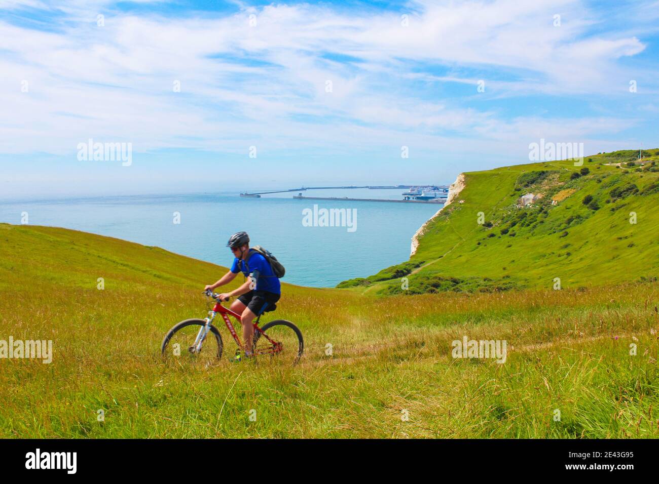 The White Cliffs of Dover, part of the North Downs formation, is the ...