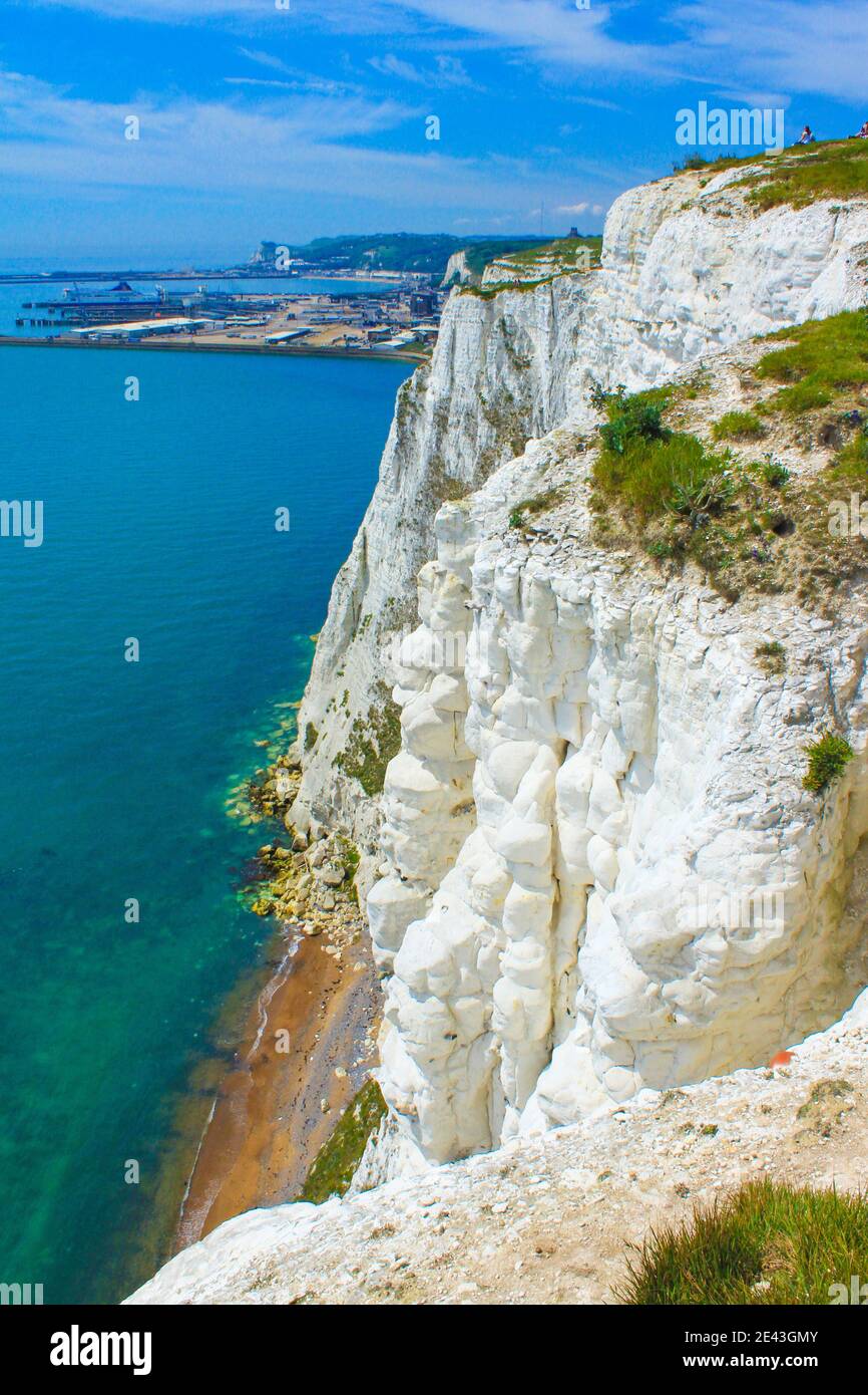 The White Cliffs of Dover, part of the North Downs formation, is the ...