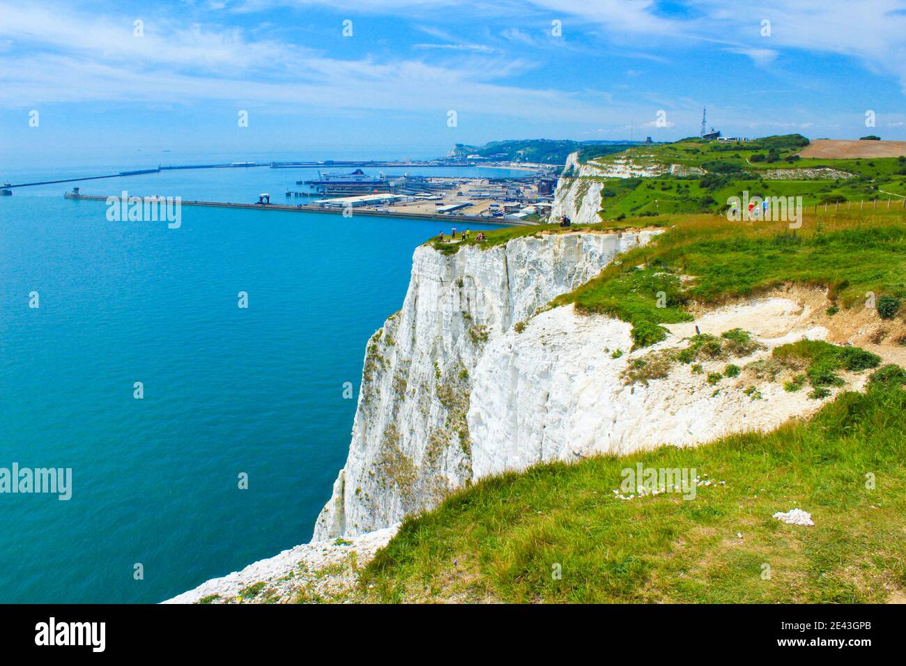 The White Cliffs of Dover, part of the North Downs formation, is the ...