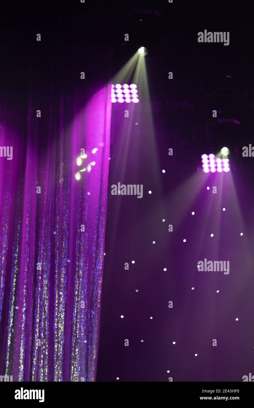 Stage light and smoke on stage, lighting and spotlights Stock Photo - Alamy