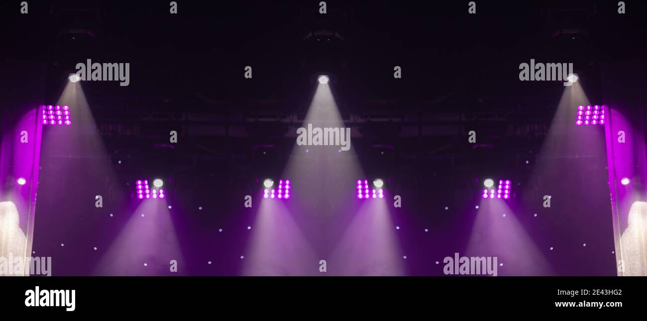 Stage light and smoke on stage, lighting and spotlights Stock Photo - Alamy