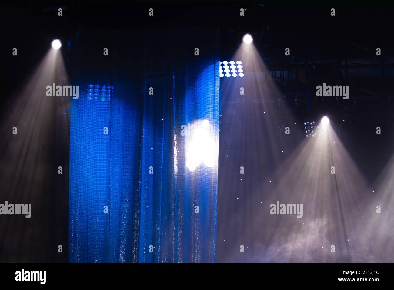 Stage light and smoke on stage, lighting and spotlights Stock Photo - Alamy