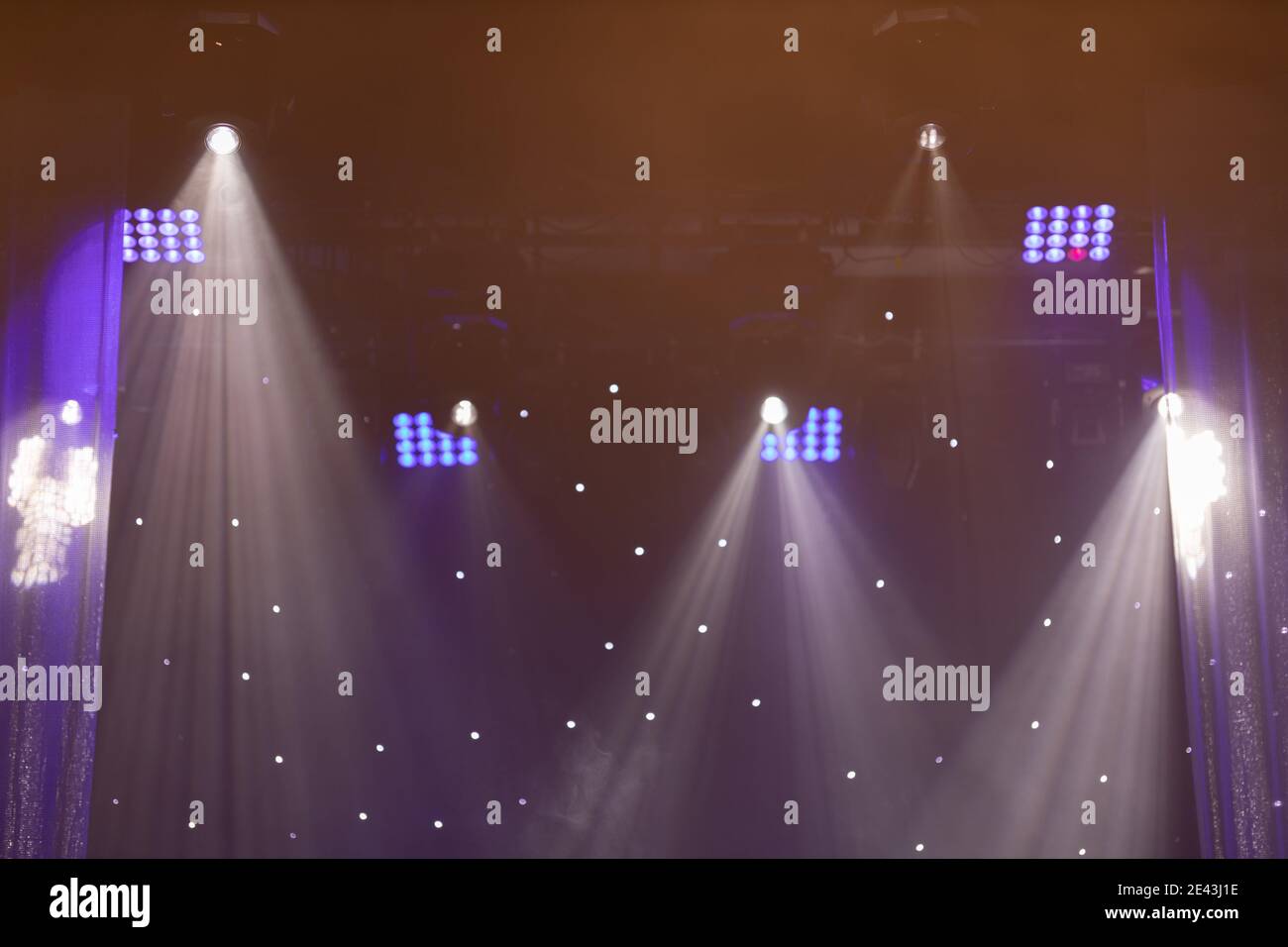 Stage light and smoke on stage, lighting and spotlights Stock Photo - Alamy