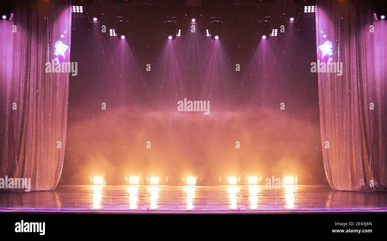 Stage light and smoke on stage, lighting and spotlights Stock Photo - Alamy