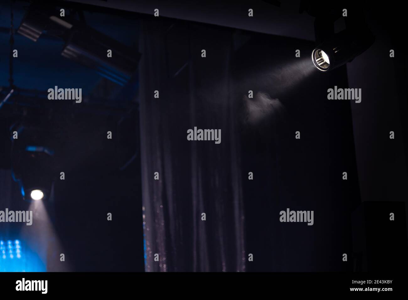 Stage light and smoke on stage, lighting and spotlights Stock Photo - Alamy