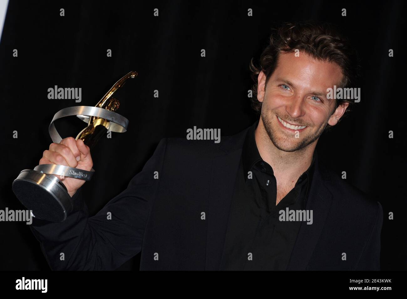 Comedy star of the year Bradley Cooper attends the 2009 Showest Awards ...