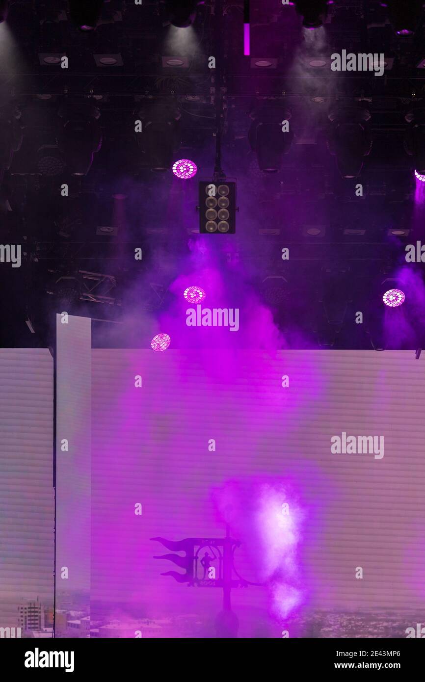 Stage light and smoke on stage, lighting and spotlights Stock Photo - Alamy