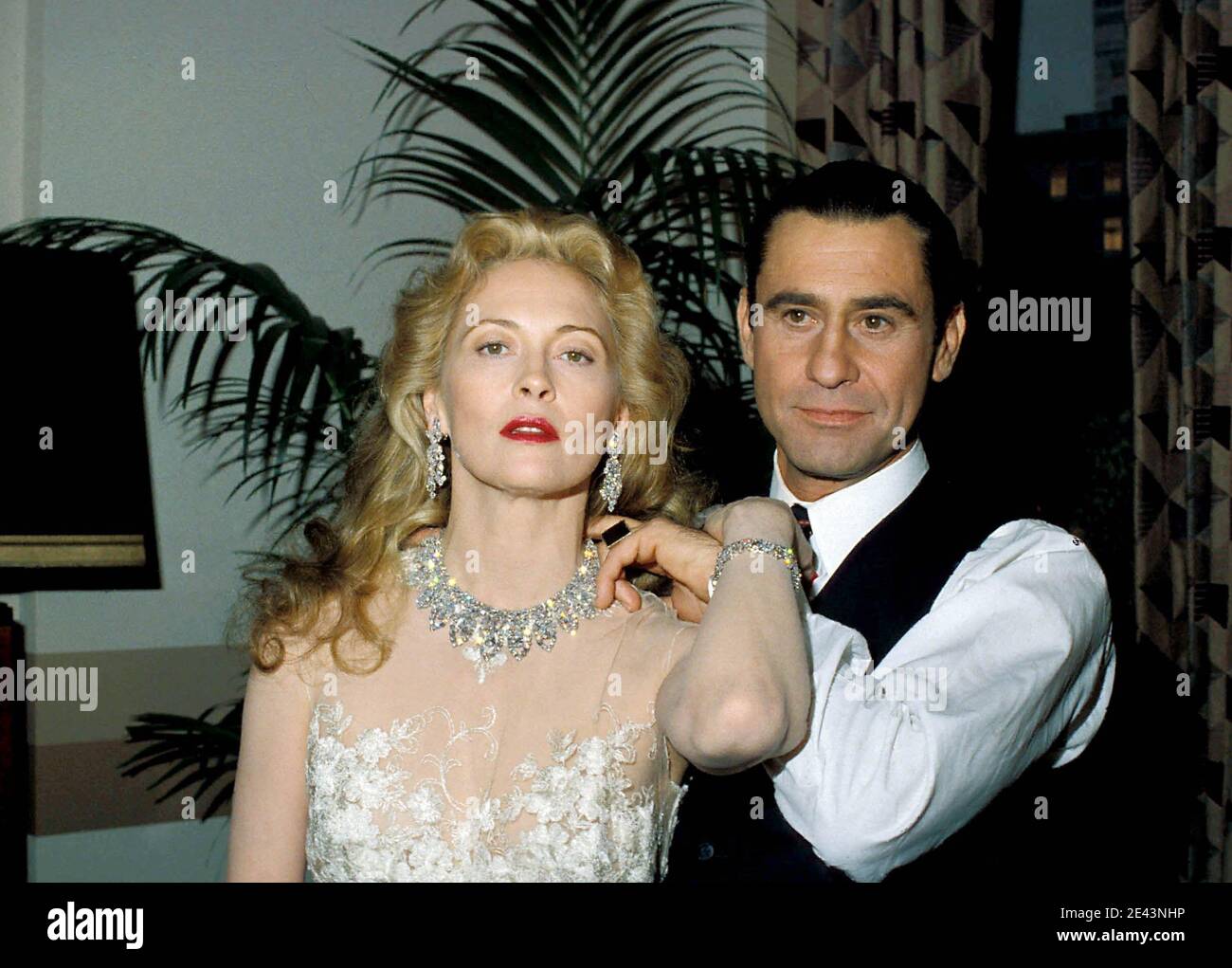 James dunaway hi-res stock photography and images - Alamy