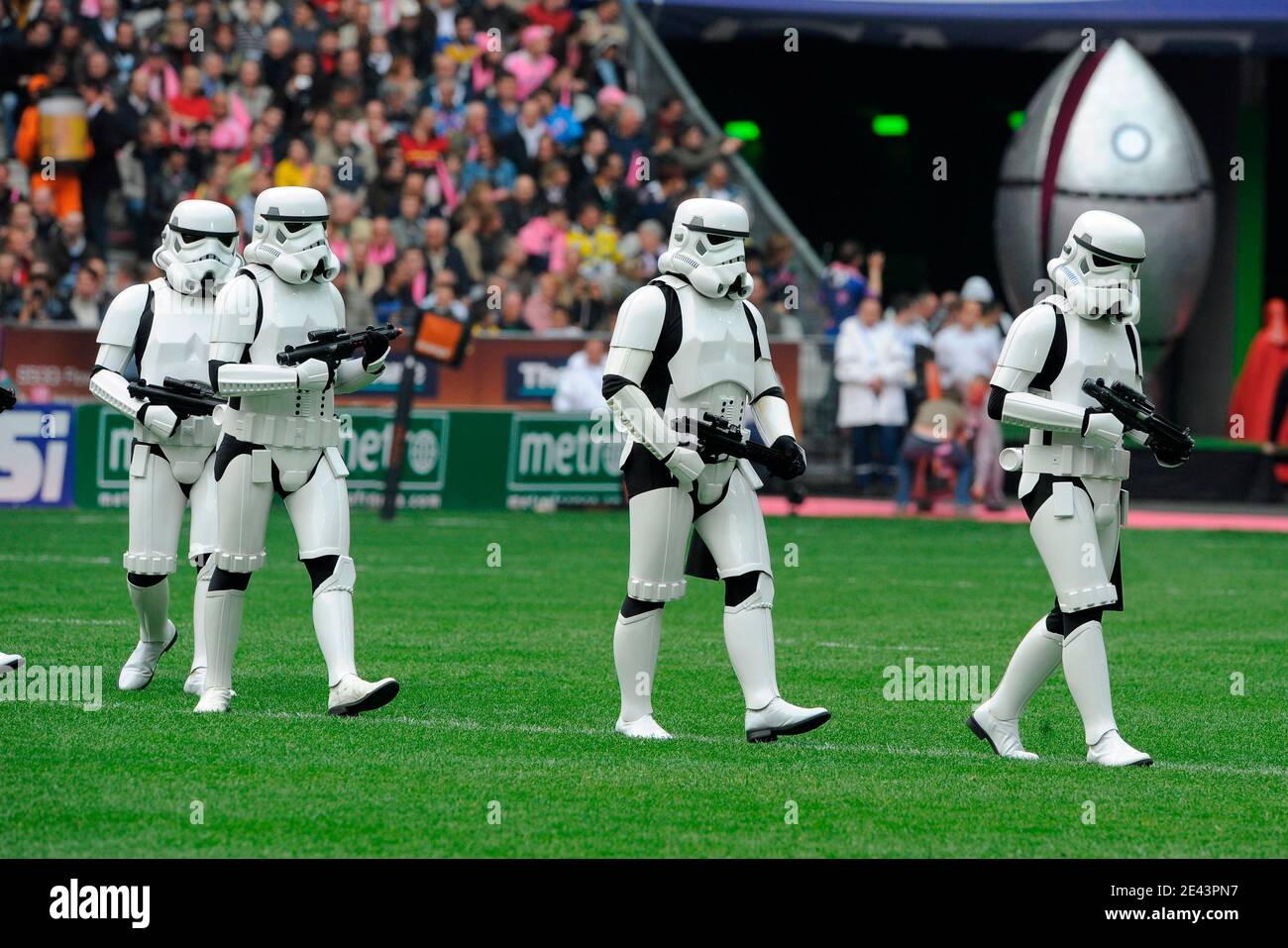 Star wars top hi-res stock photography and images - Alamy