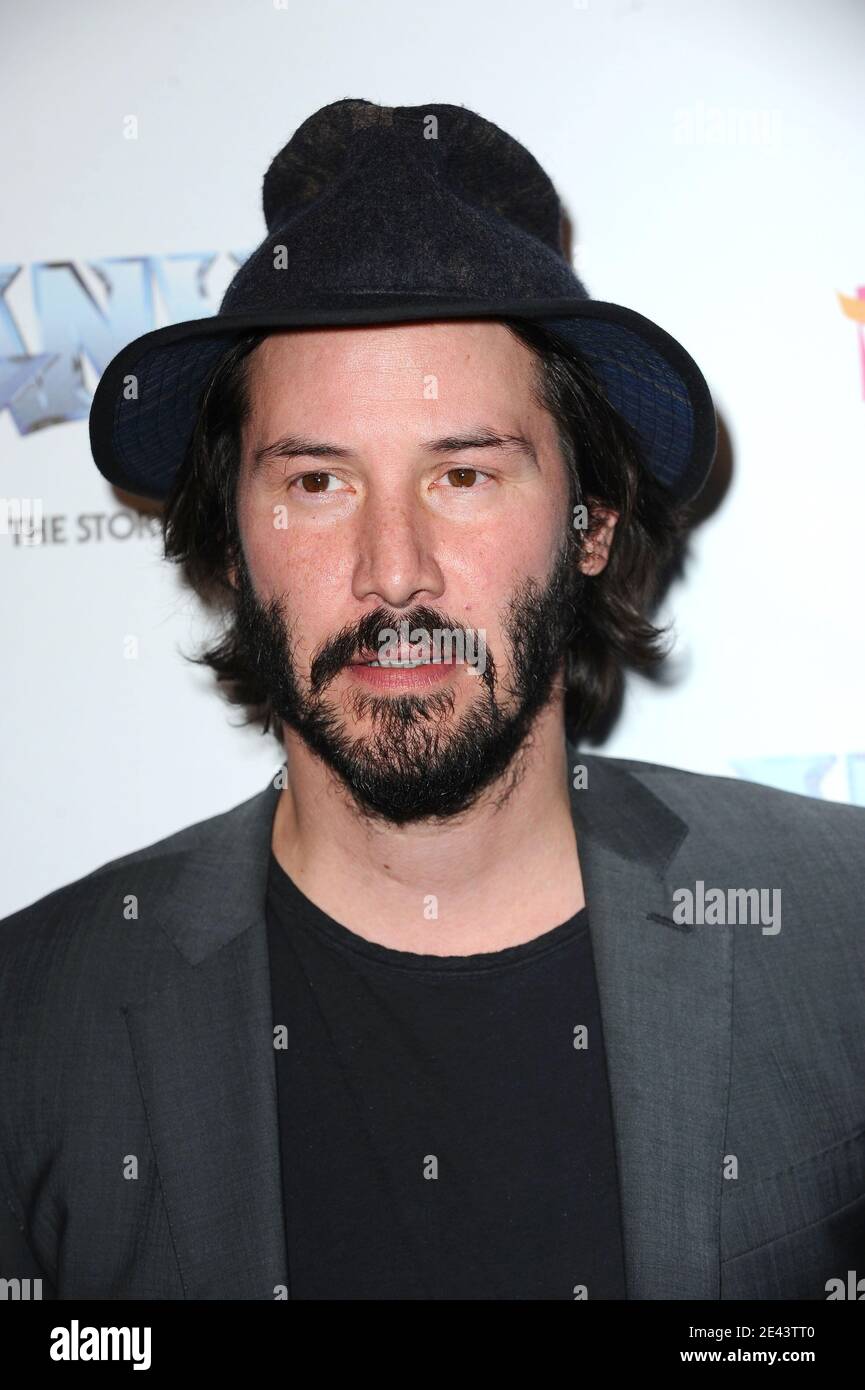 Keanu Reeves arriving at the premiere of 'Anvil! The Story of Anvil ...
