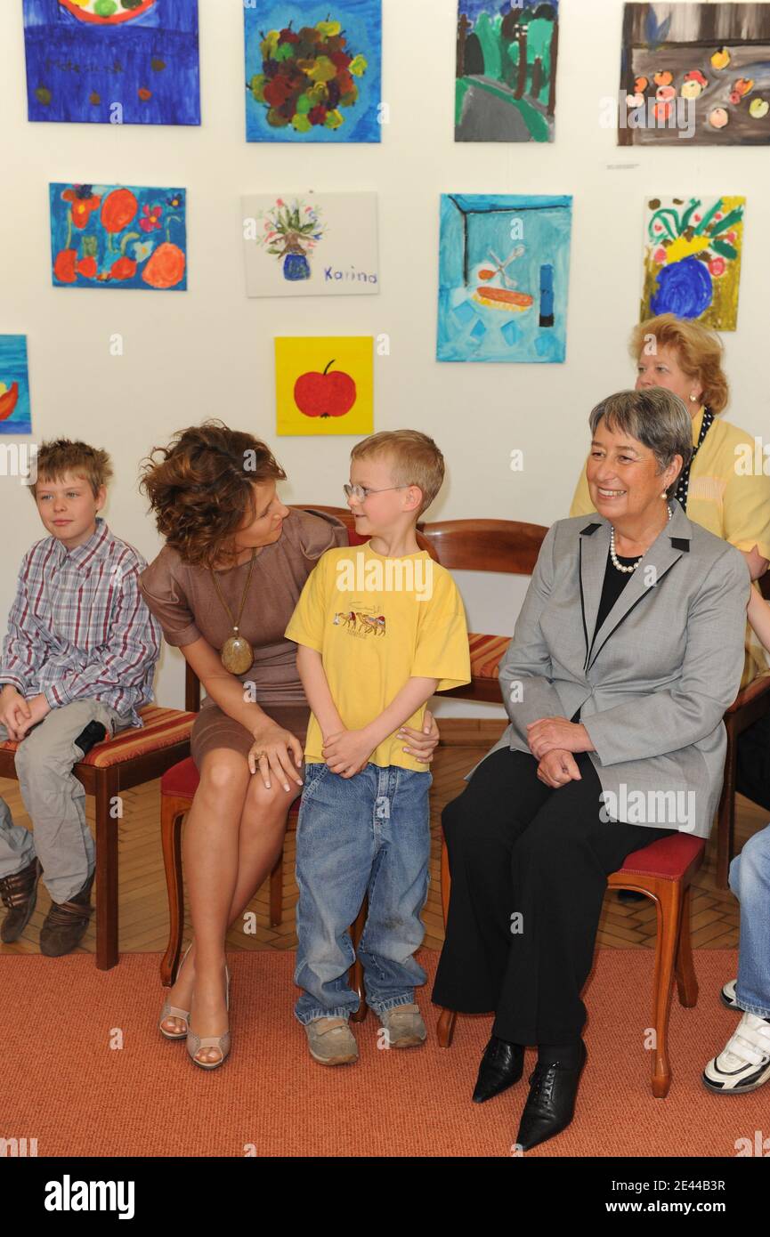 Austrian First Lady Margit Fischer (R) and Syrian First Lady Asma Al ...