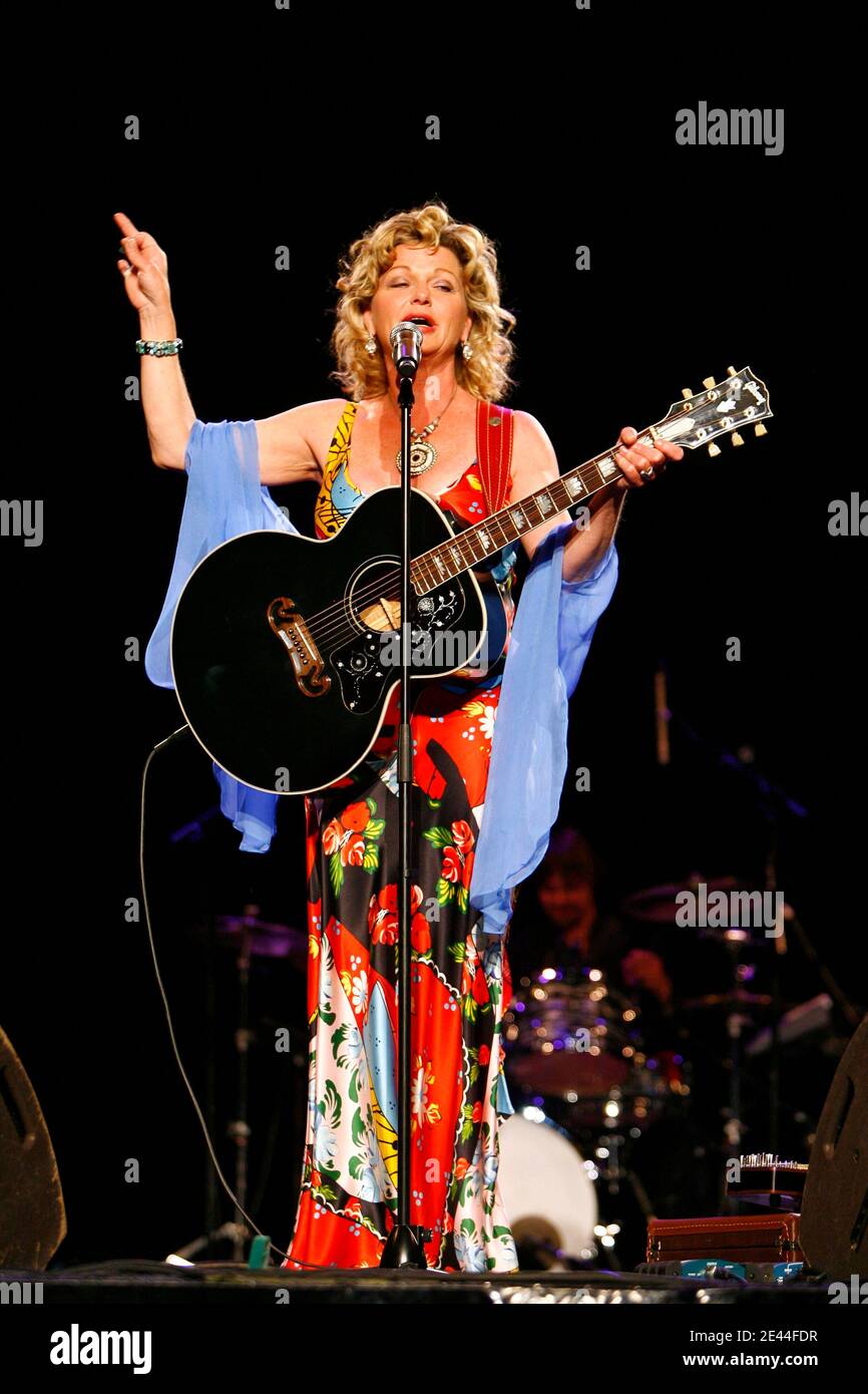 Jeane manson hi-res stock photography and images - Alamy