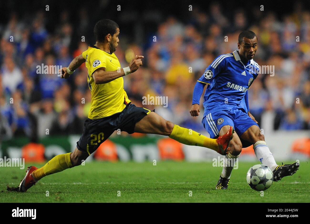 Stamford bridge chelseas ashley cole hi-res stock photography and ...