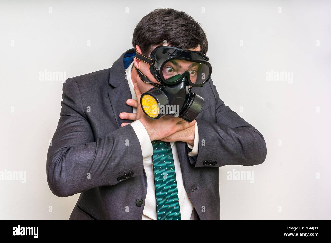 Gas mask can hi-res stock photography and images - Alamy