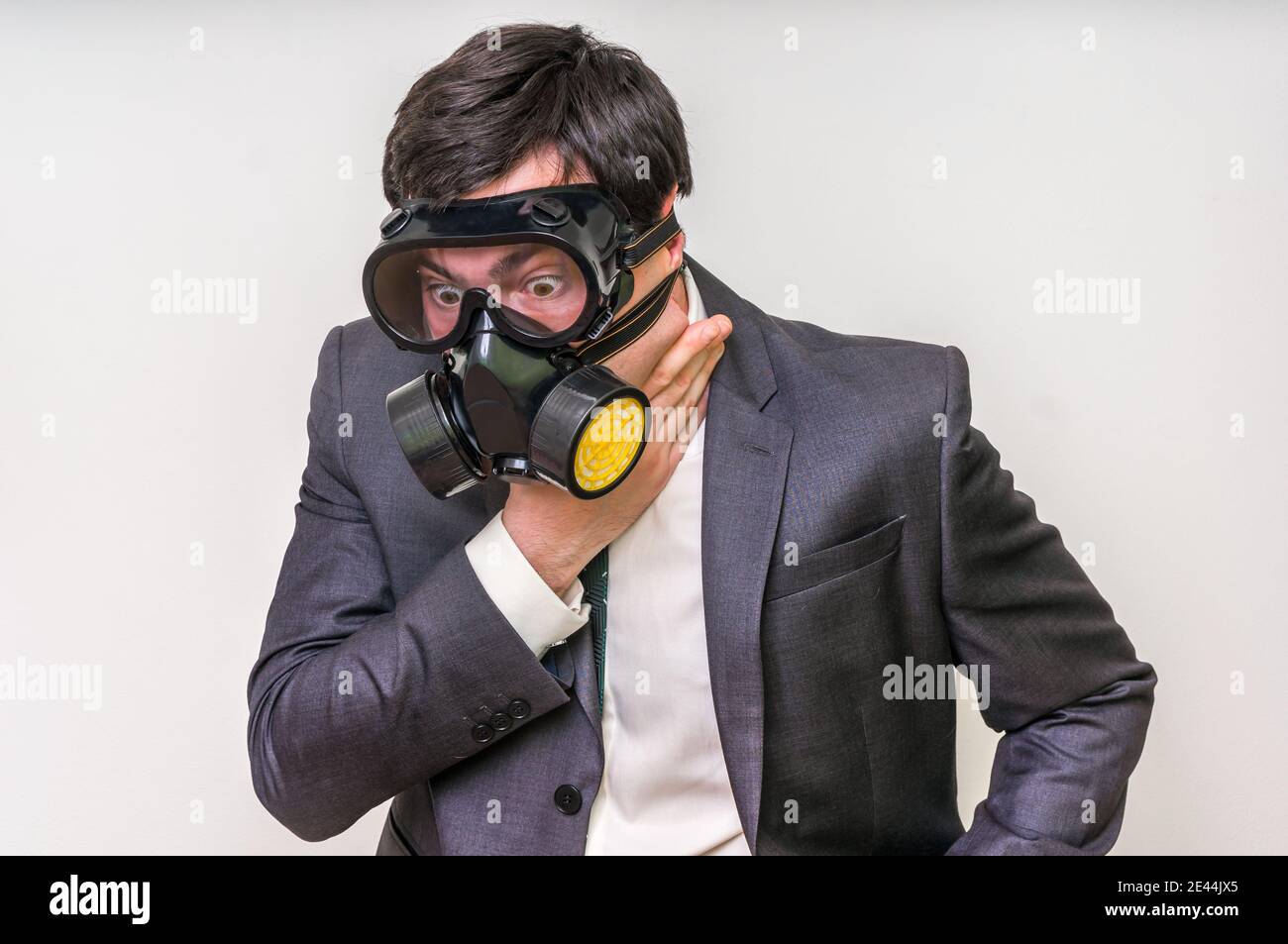 Gas mask can hi-res stock photography and images - Alamy
