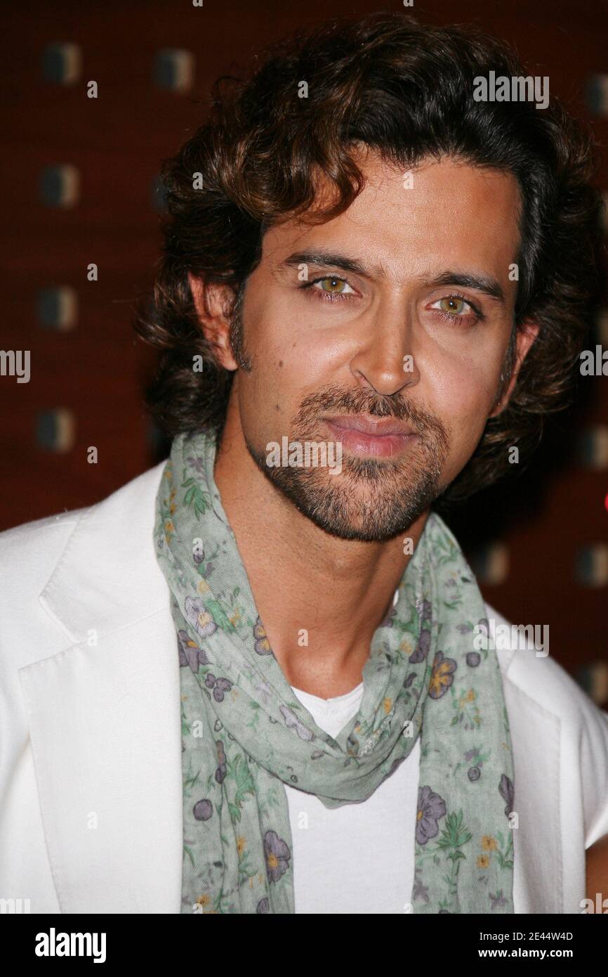 Hrithik Roshan High Resolution Stock Photography and Images - Alamy