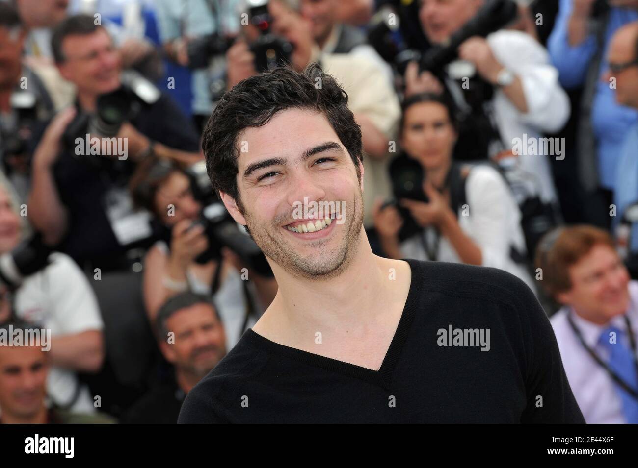 Tahar Rahim attends the 'Un Prophete' Photocall held at the Palais Des ...
