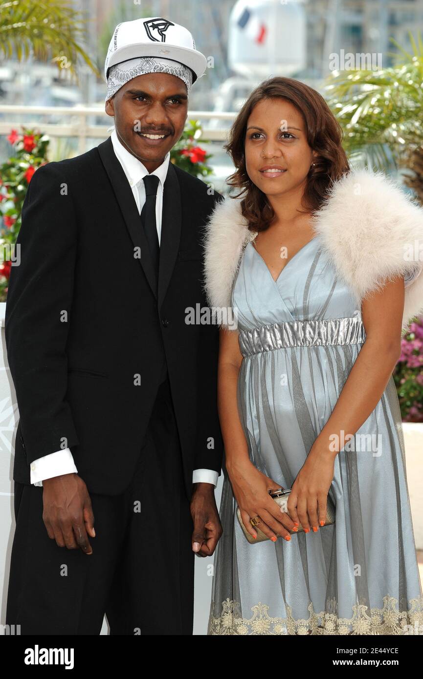 Actor Rowan McNamara and actress Marissa Gibson attends a 'Samson And ...