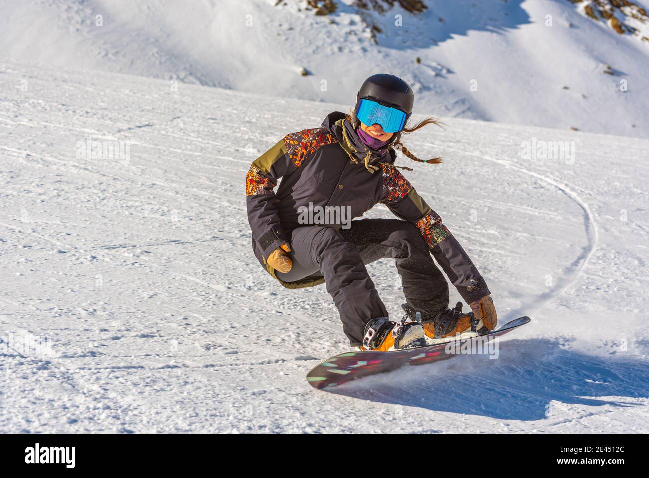 Snowboard ski riders on slope hi-res stock photography and images - Alamy