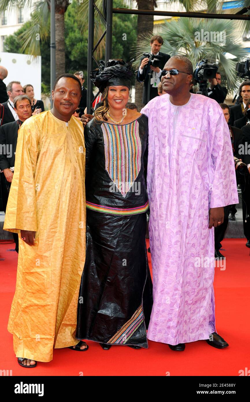 African film makers hi-res stock photography and images - Alamy