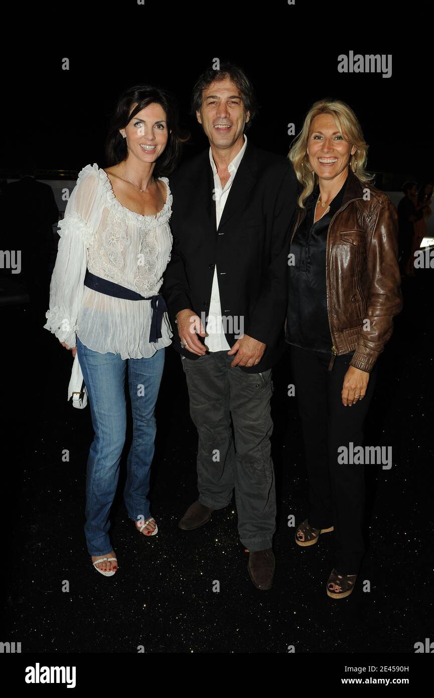 EXCLUSIVE - Caroline Barclay, Marie Sara and Former boxer and actor ...