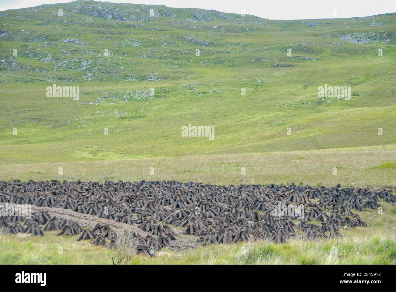 Peat cutting stack hi-res stock photography and images - Alamy