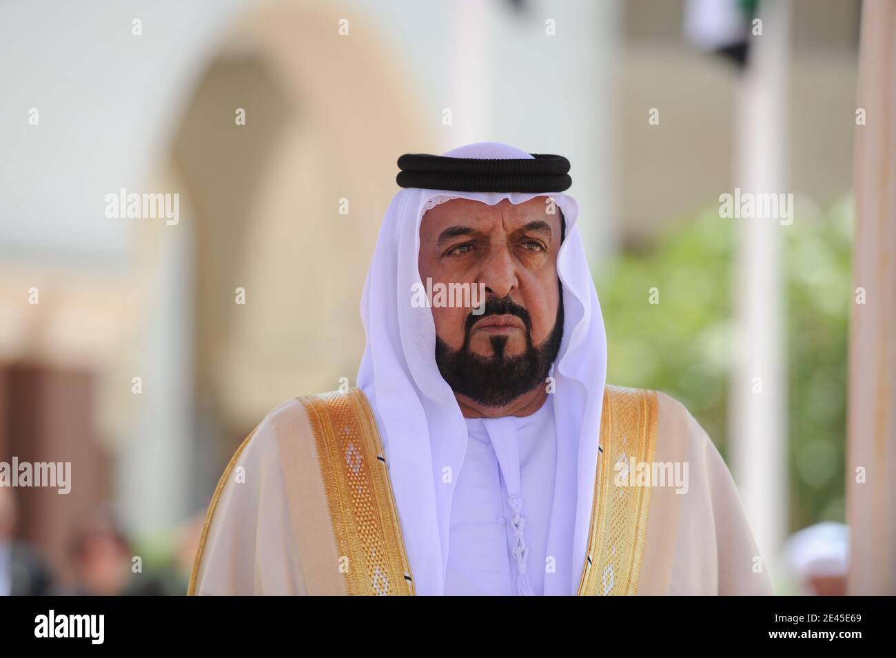 Sheikh sultan bin khalifa bin hi-res stock photography and images - Alamy