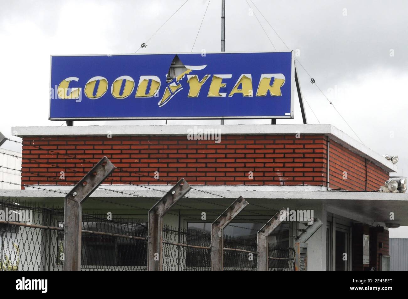 Goodyear tire plant hi-res stock photography and images - Alamy