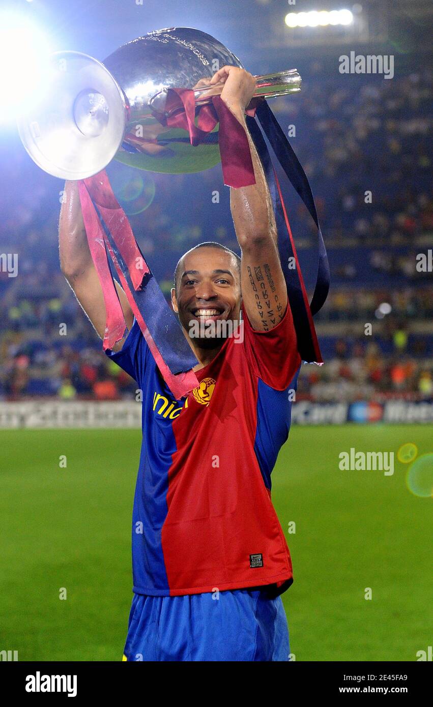 France 1998 world cup trophy hi-res stock photography and images - Alamy