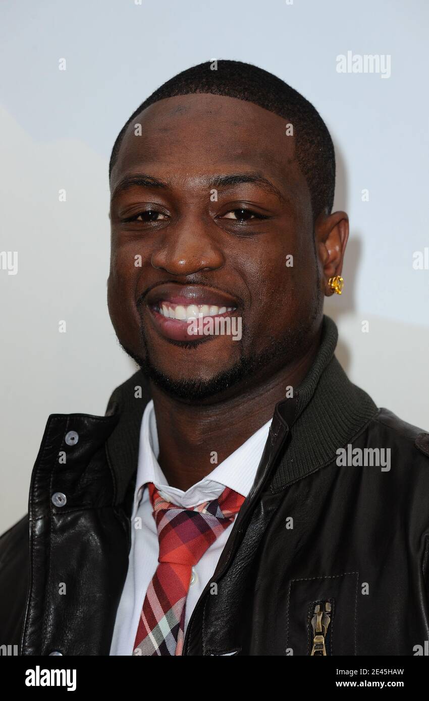 Dwayne Wade attending the Spike TV's 2009 'Guys Choice Awards' held at ...