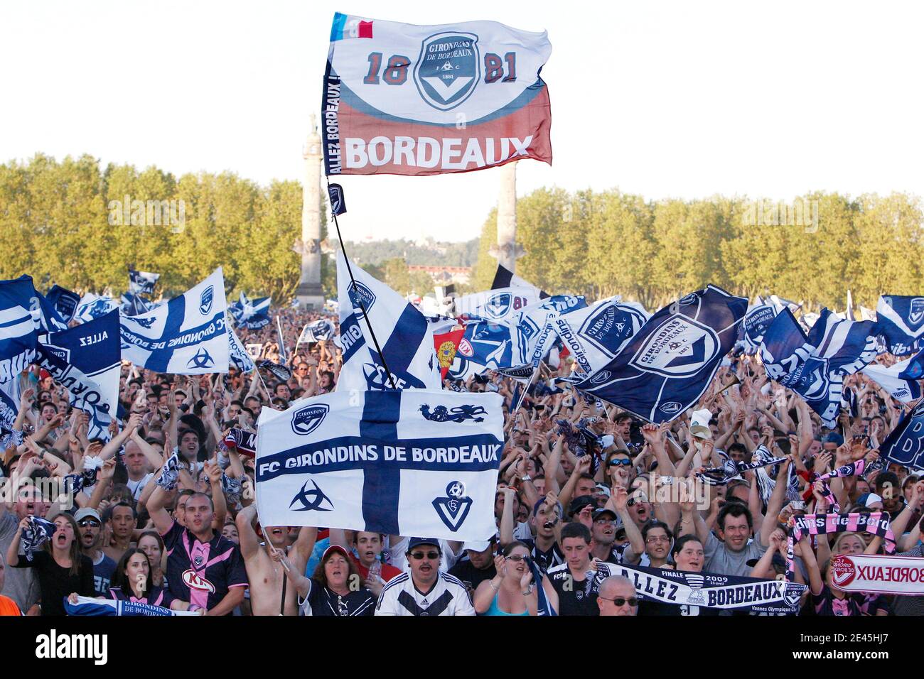 Bordeaux fan cheer their football team at Quinconces square in Bordeaux ...