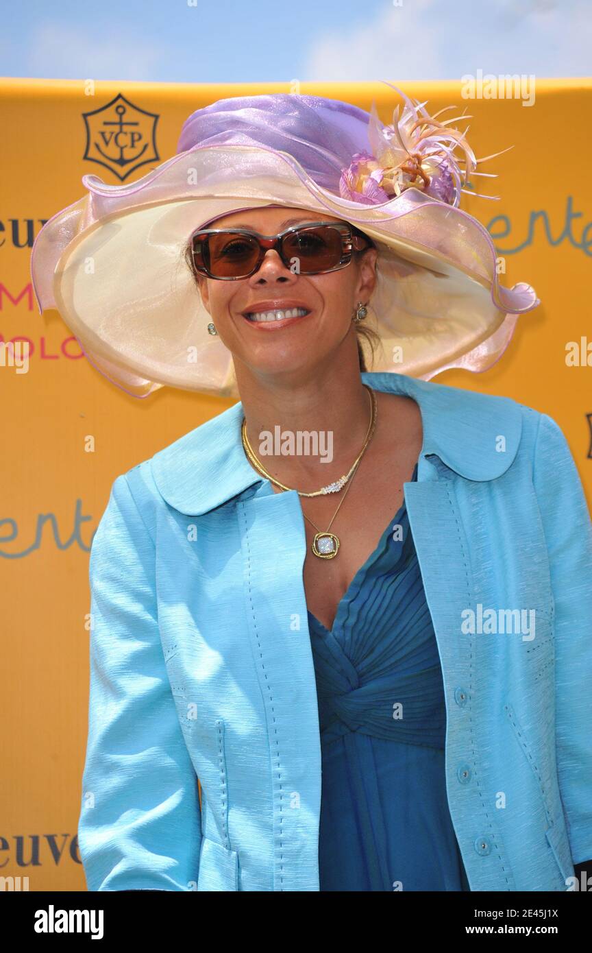 Michelle Paige Paterson attends the 2009 Veuve Clicquot Manhattan Polo ...