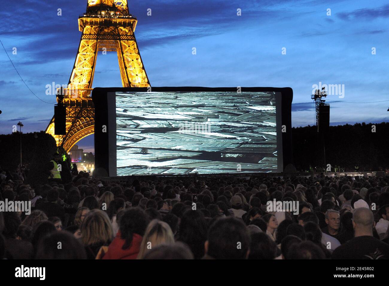 People watch French photographer Yann Arthus-Bertrand's movie 'Home' on ...