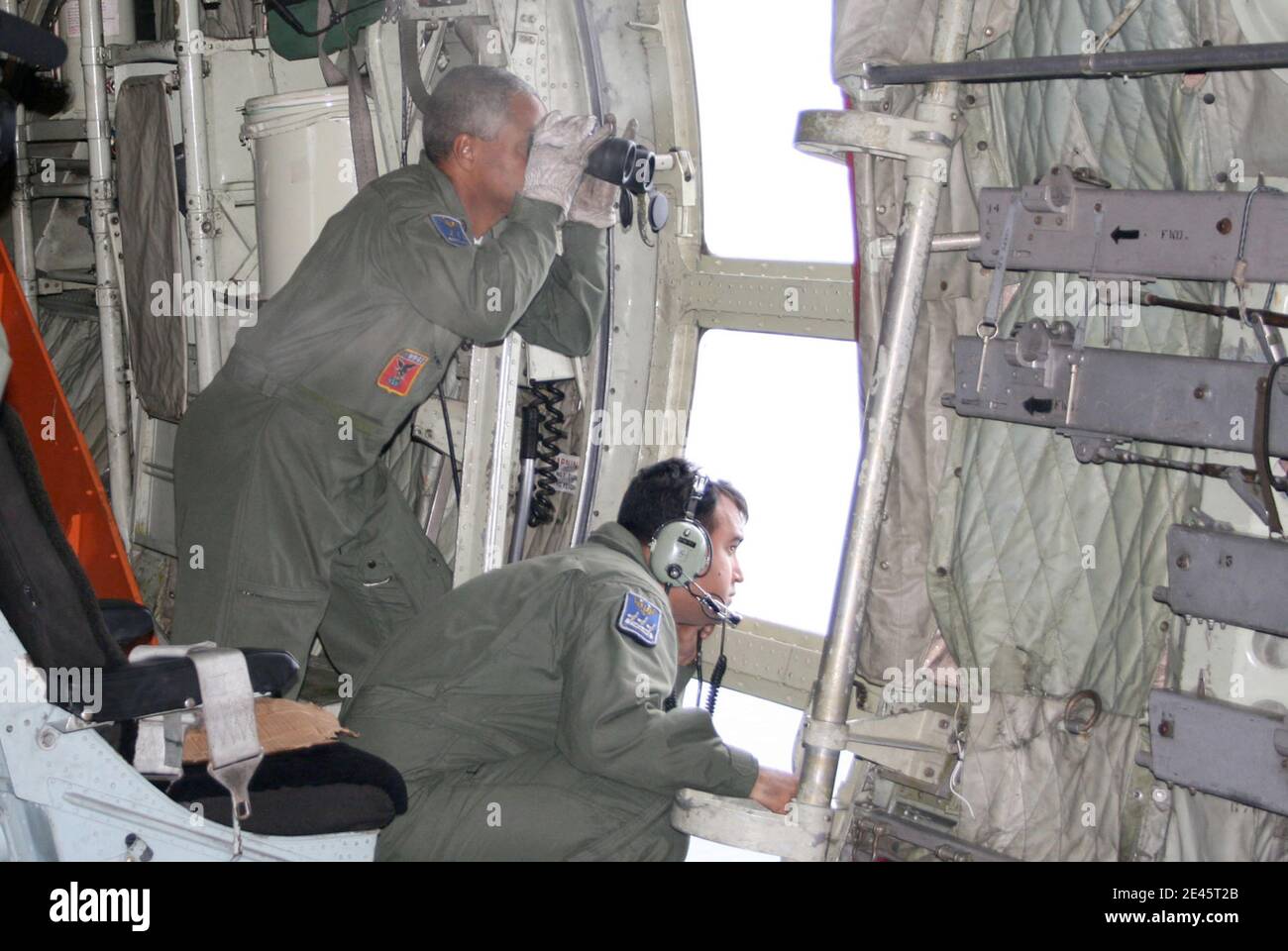 Card number 745 hi-res stock photography and images - Alamy