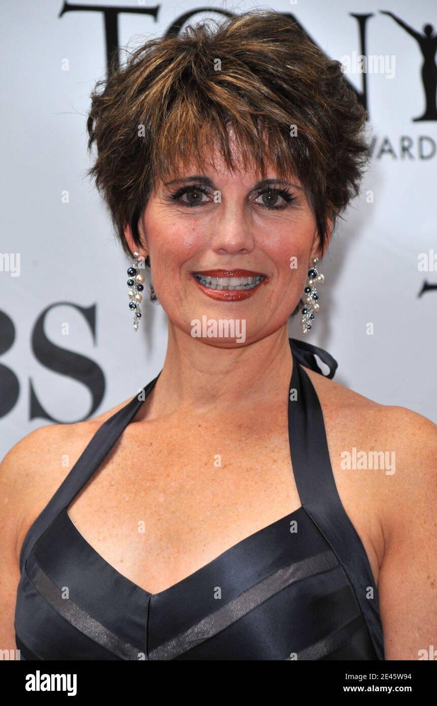 Actress Lucy Arnaz attends the 63rd Annual Tony Awards at Radio City ...