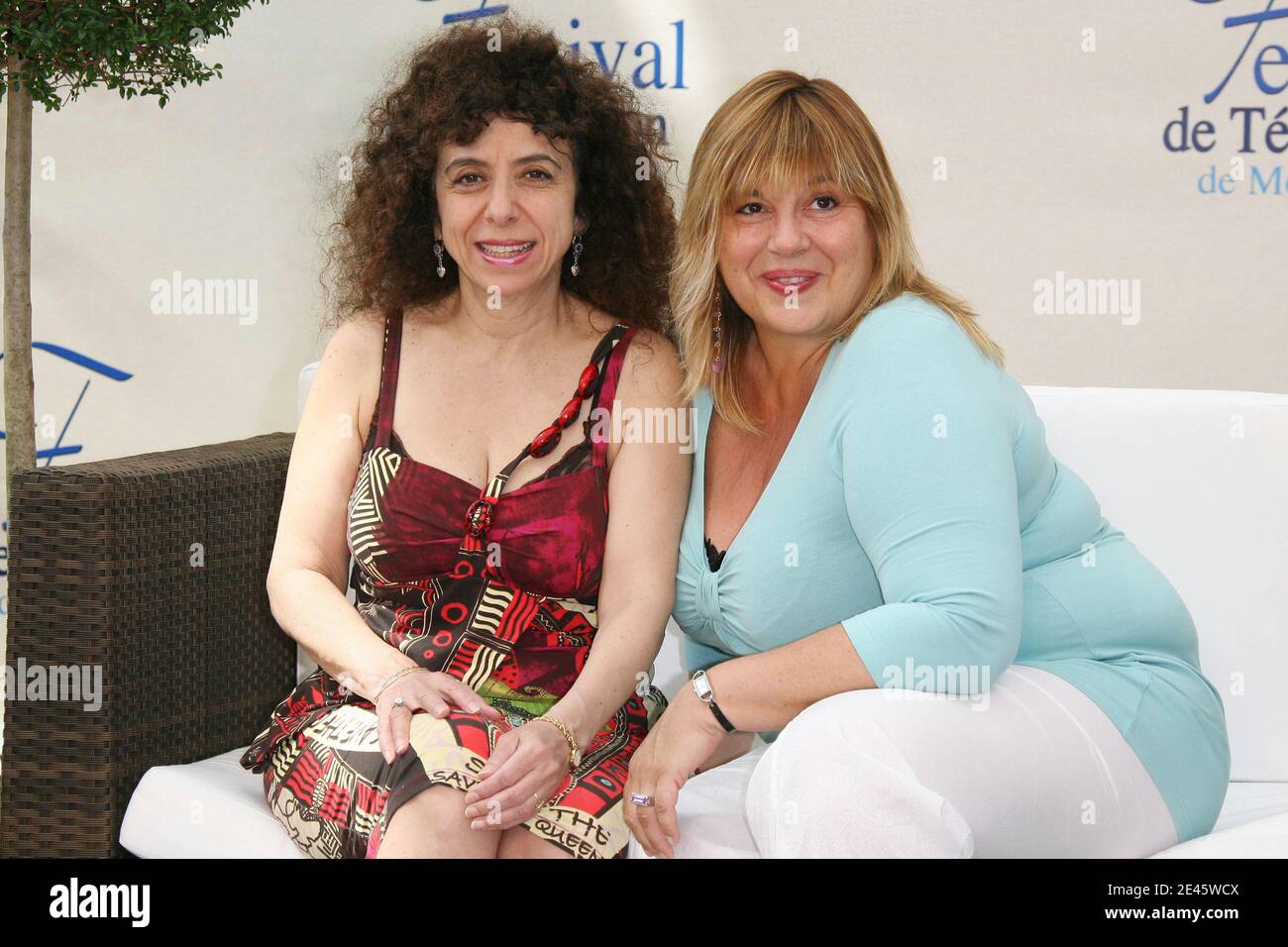 De botton isabelle hi-res stock photography and images - Alamy