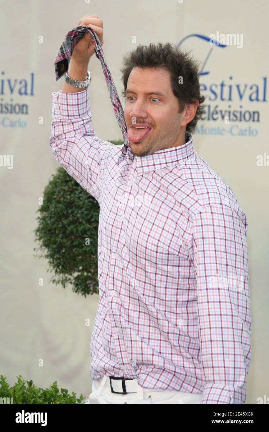 Jamie Kennedy poses for a photocall for 'Ghost Whisperer' during the ...