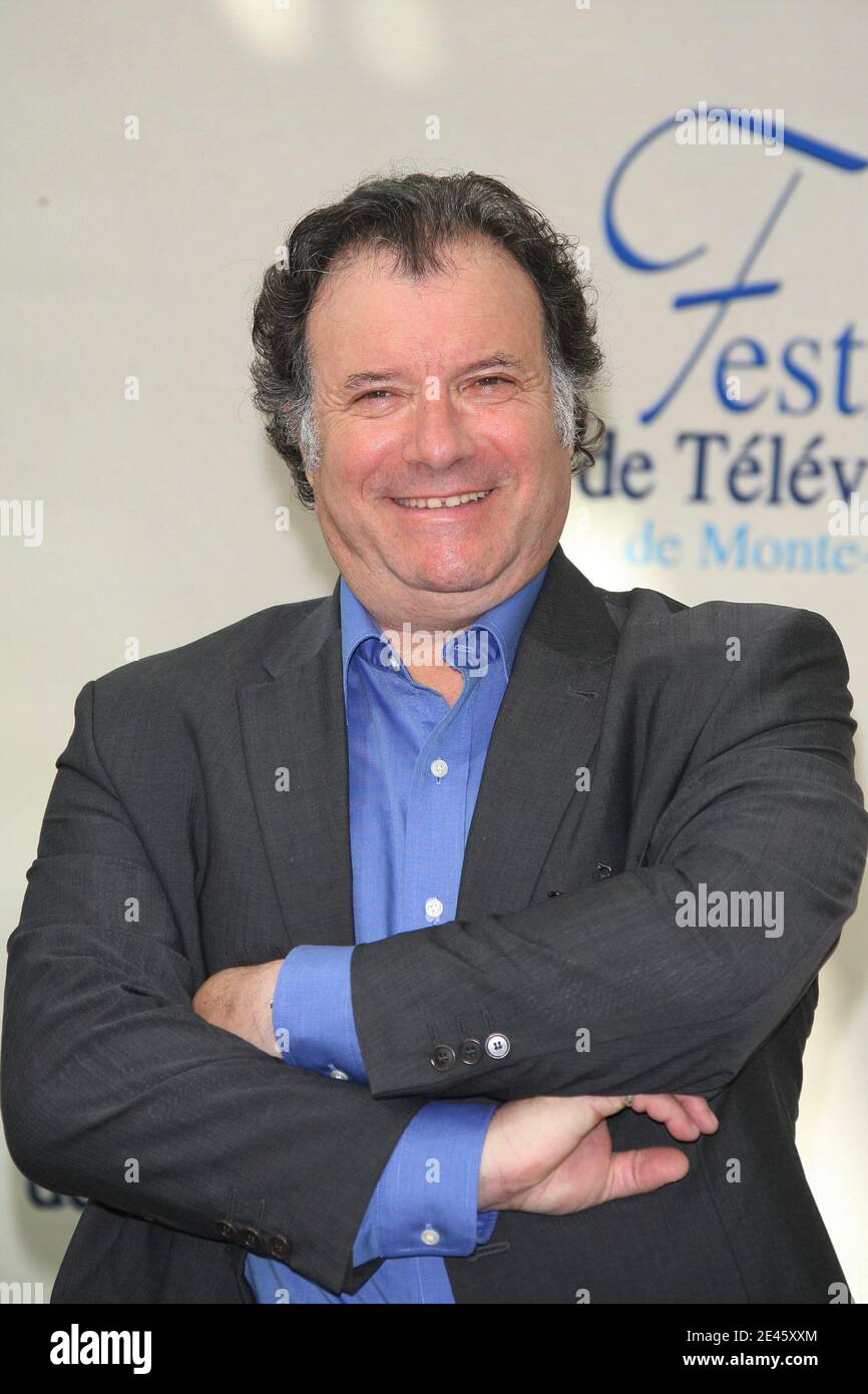 Daniel Russo poses for a photocall for ' Un homme d'honneur' during the ...