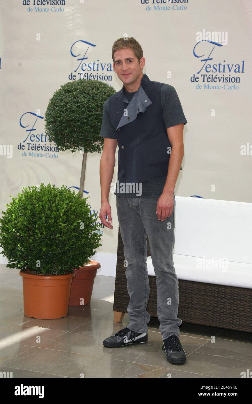 Eric Szmanda poses for a photocall for ' CSI Las Vegas' during the 49th ...