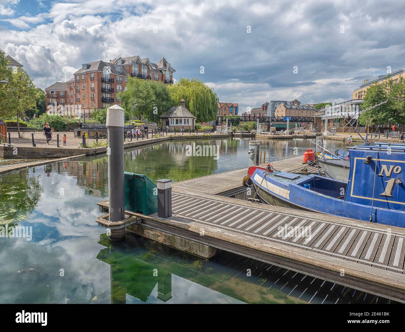 Brentford lock hi-res stock photography and images - Alamy