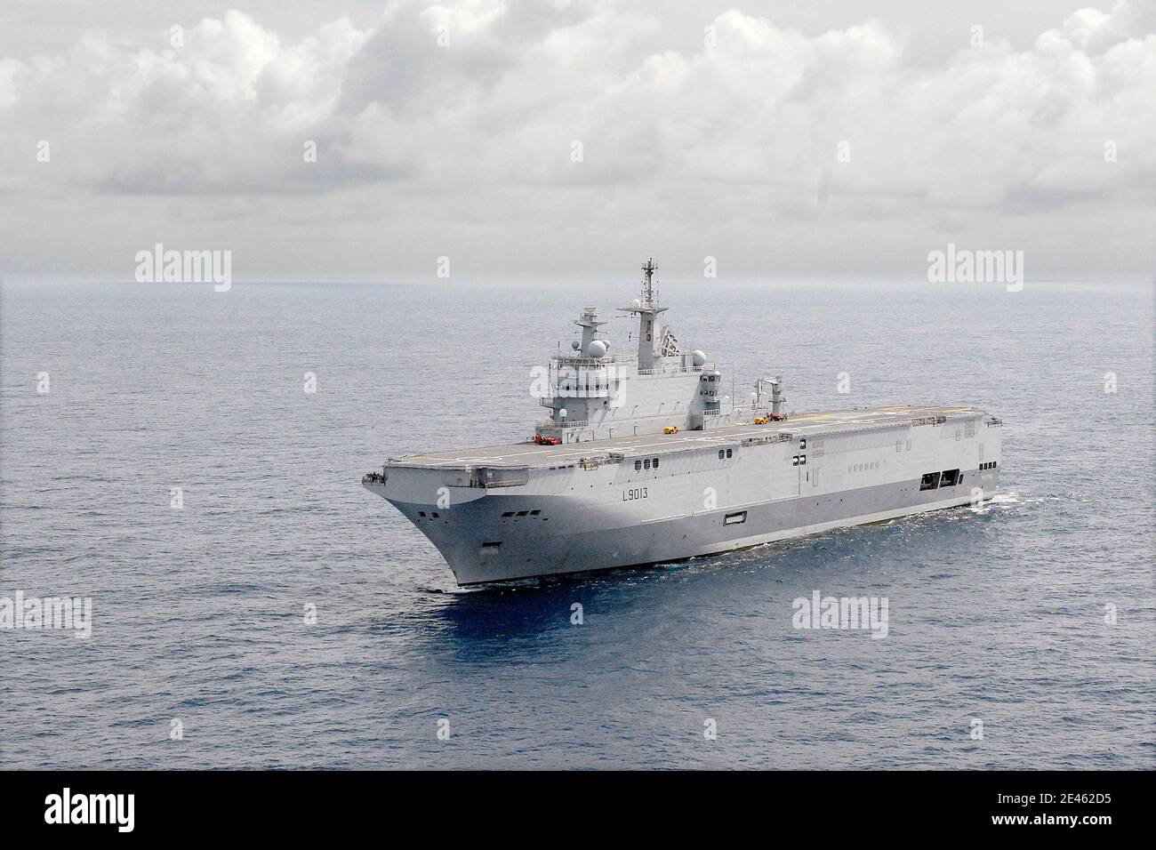 The French Navy picks debris from Air France flight AF447 out of the ...