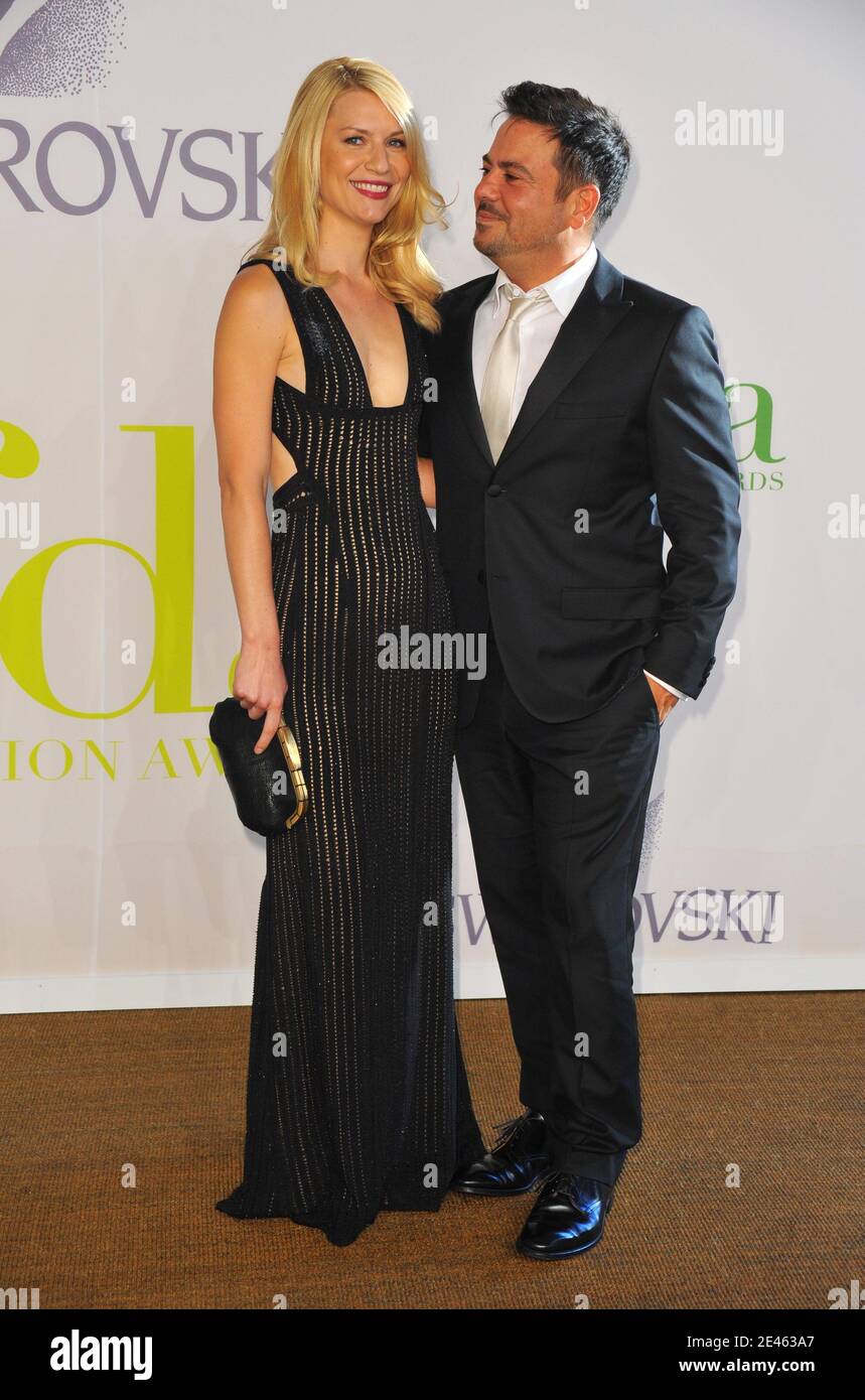 Claire danes and narciso rodriguez hi-res stock photography and images ...