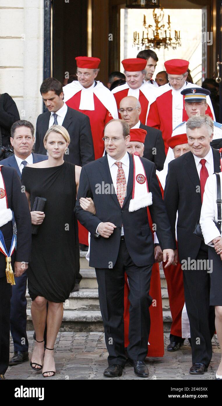 Prince Albert II of Monaco and his girlfriend Charlene Wittstock are ...