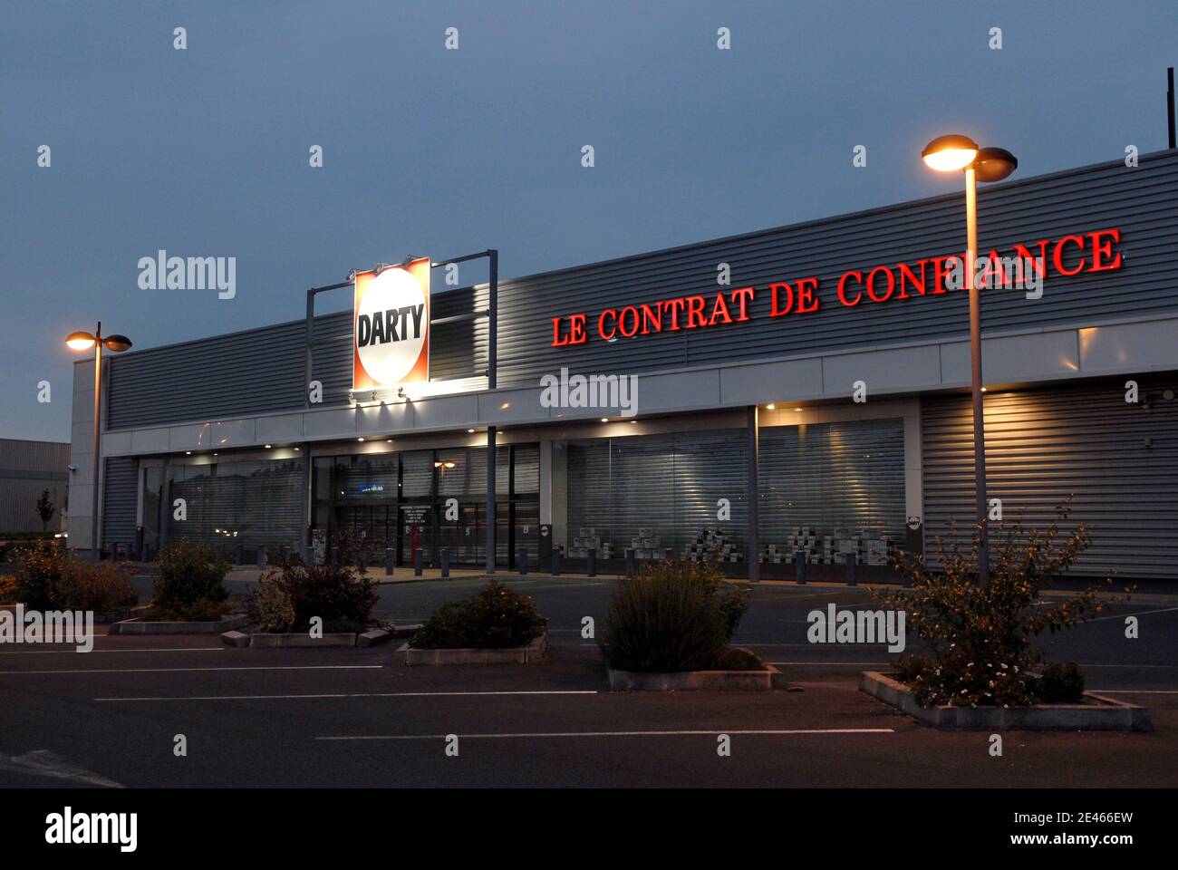 Logo darty hi-res stock photography and images - Alamy