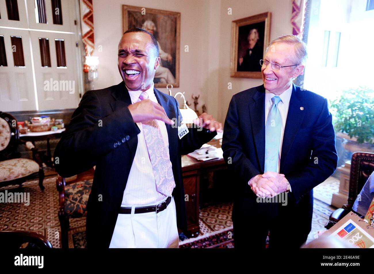 Harry reid boxer hi-res stock photography and images - Alamy